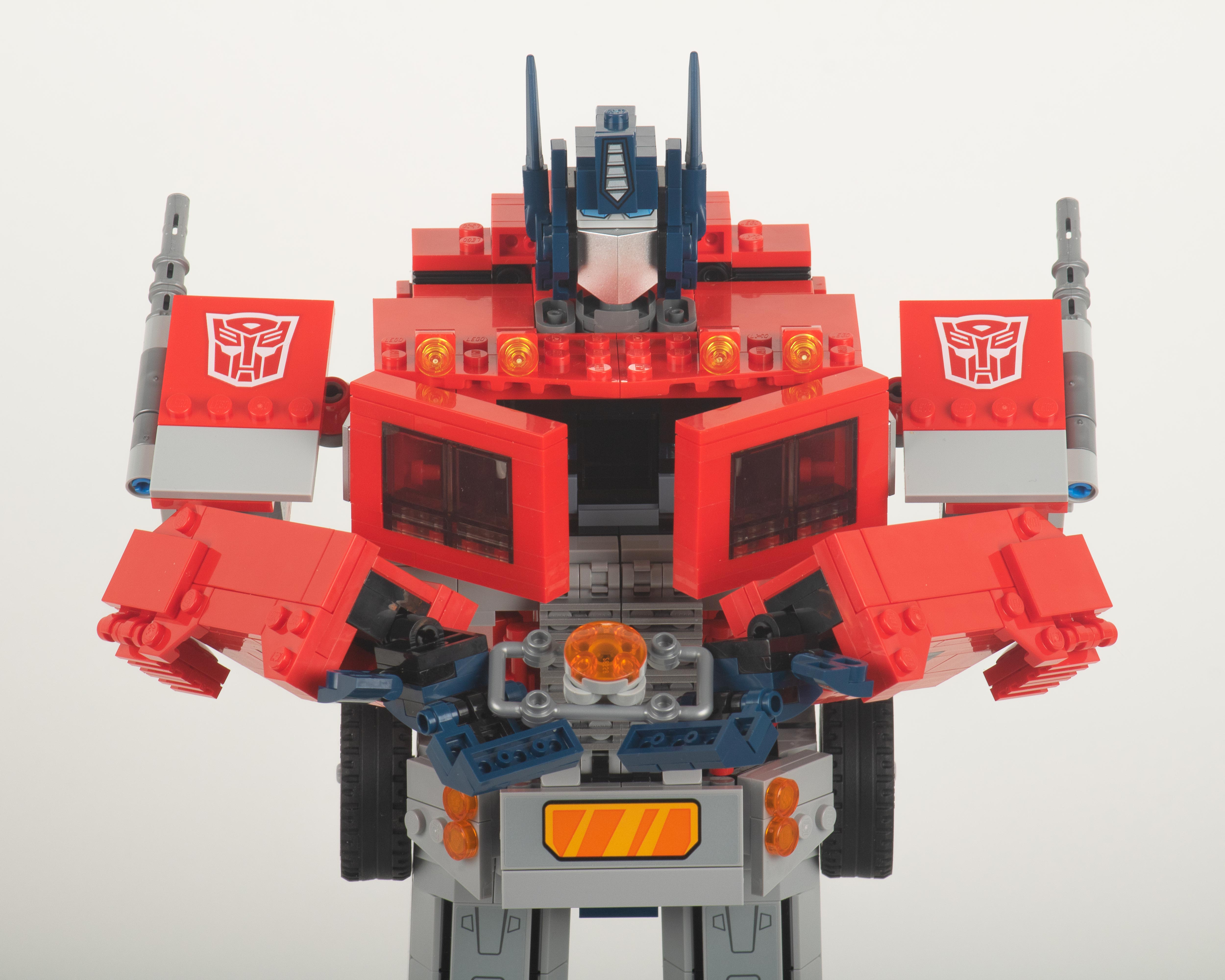Full Review – Optimus Prime 10302 – Perth Lego Users Group